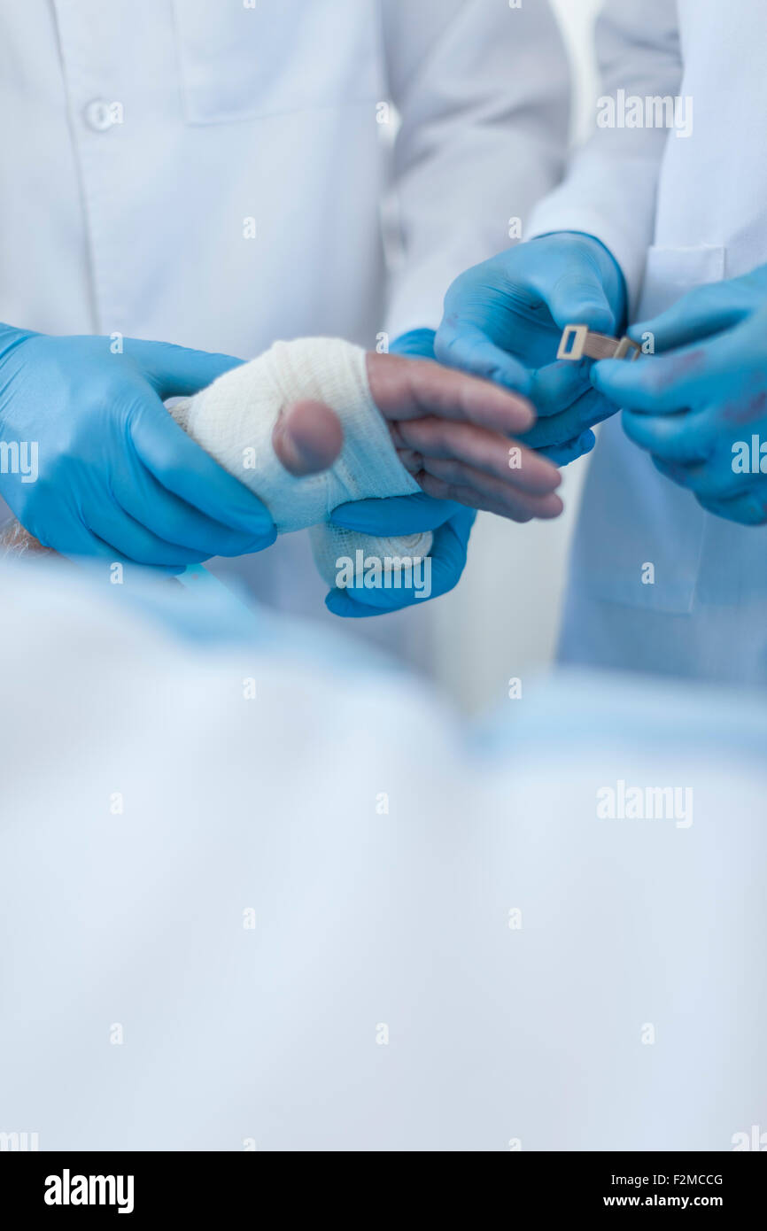 Wound dressing hi-res stock photography and images - Alamy