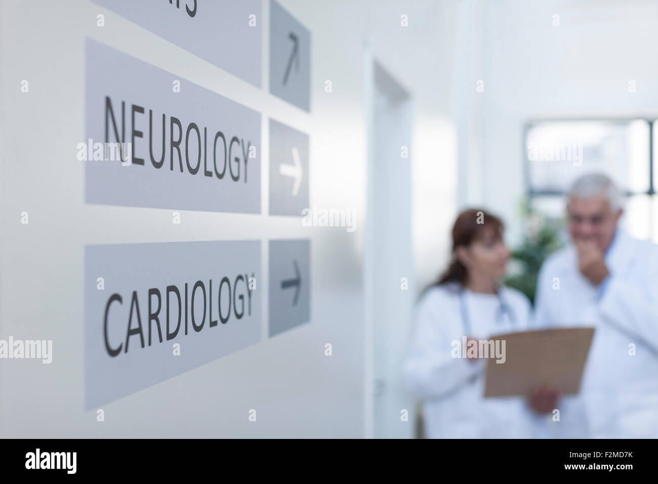 Hospital direction hi-res stock photography and images - Alamy