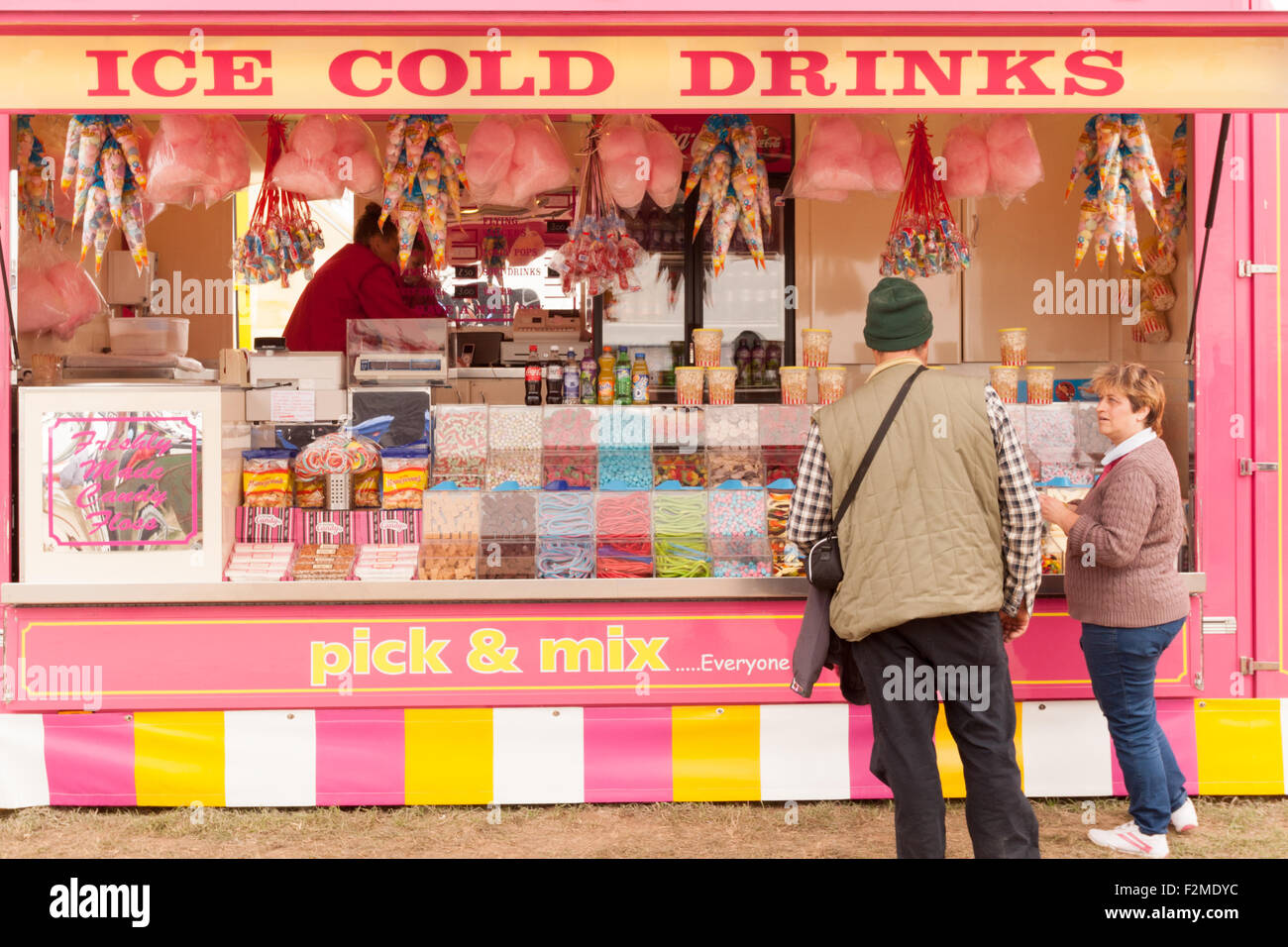 Ice Cold Drinks Stall High Resolution Stock Photography and Images - Alamy