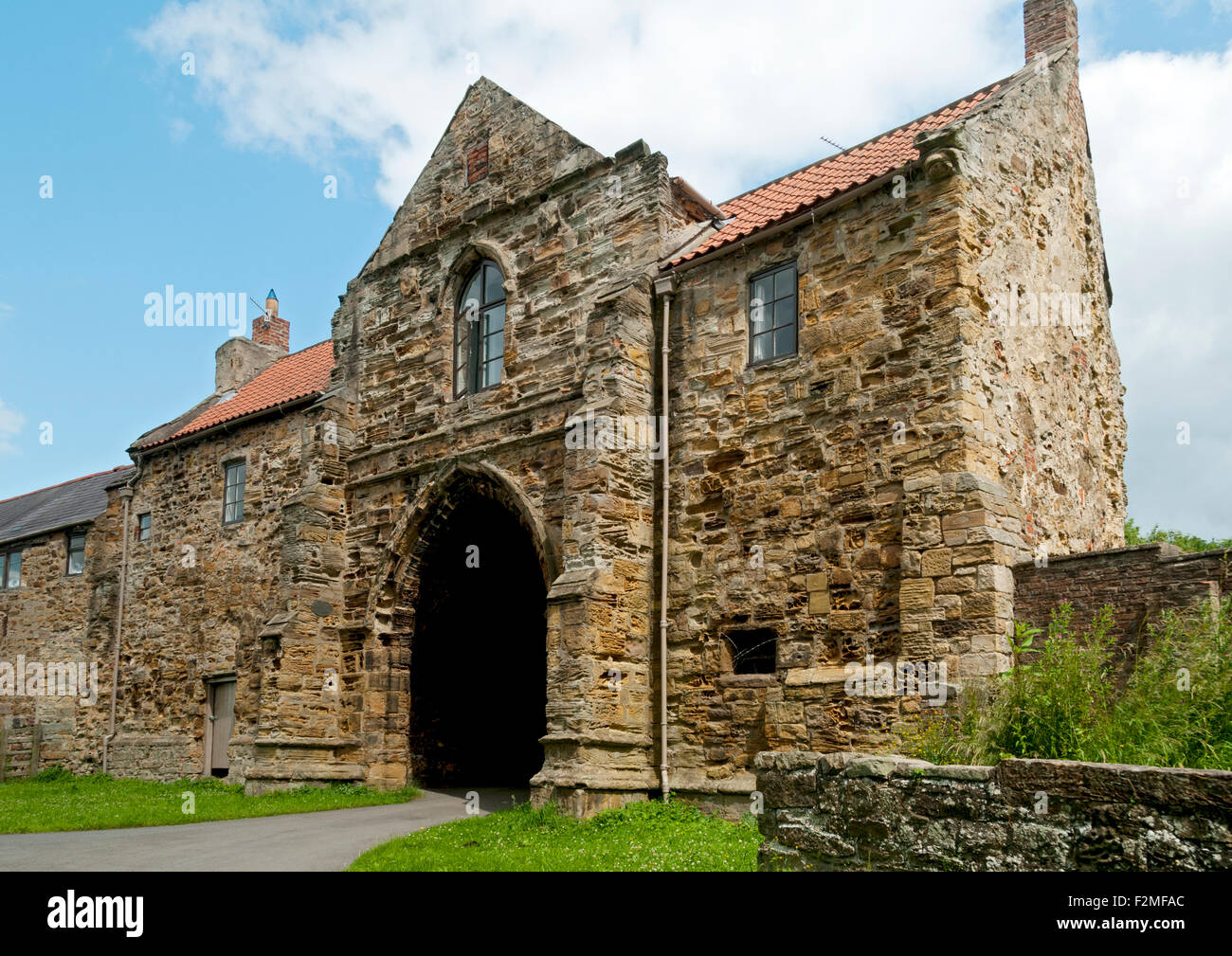 Medieval hospital uk hi-res stock photography and images - Alamy