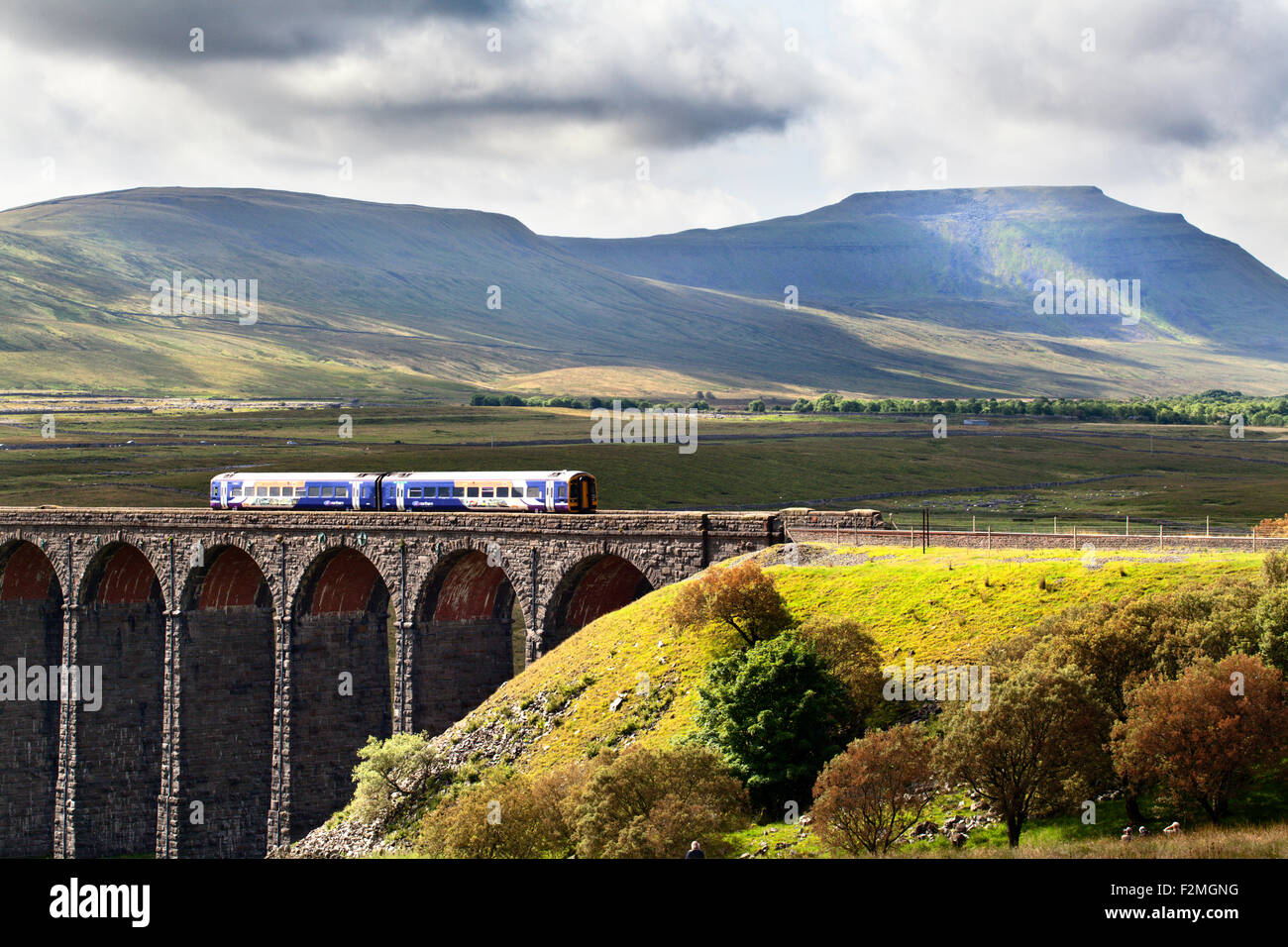 Northern Rail Train Crossing the Ribblehead Viaduct with Ingleborough ...