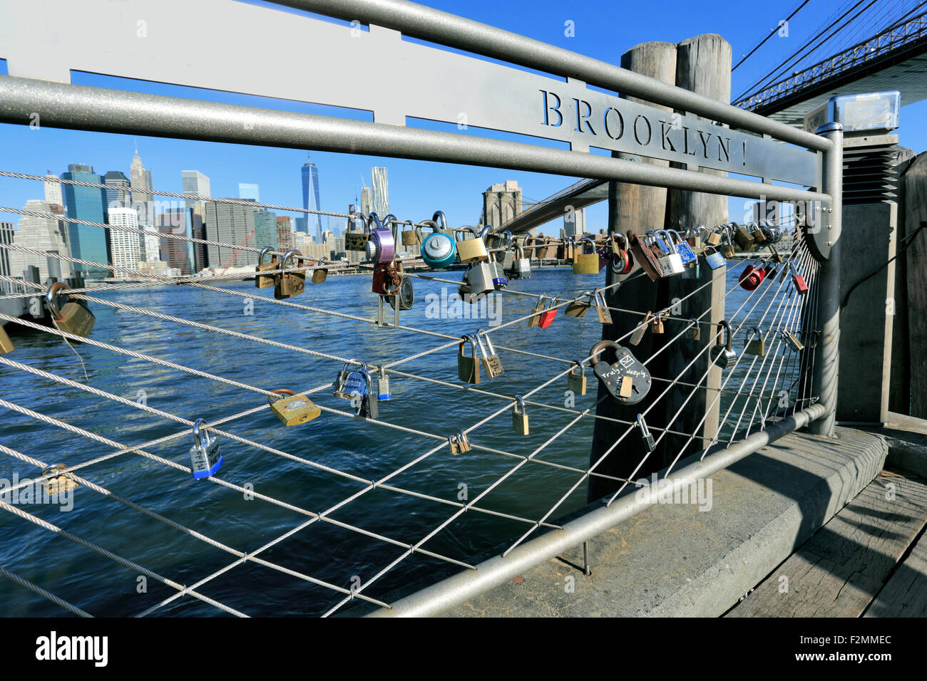 Brooklyn bridge manhattan side tower hi-res stock photography and ...
