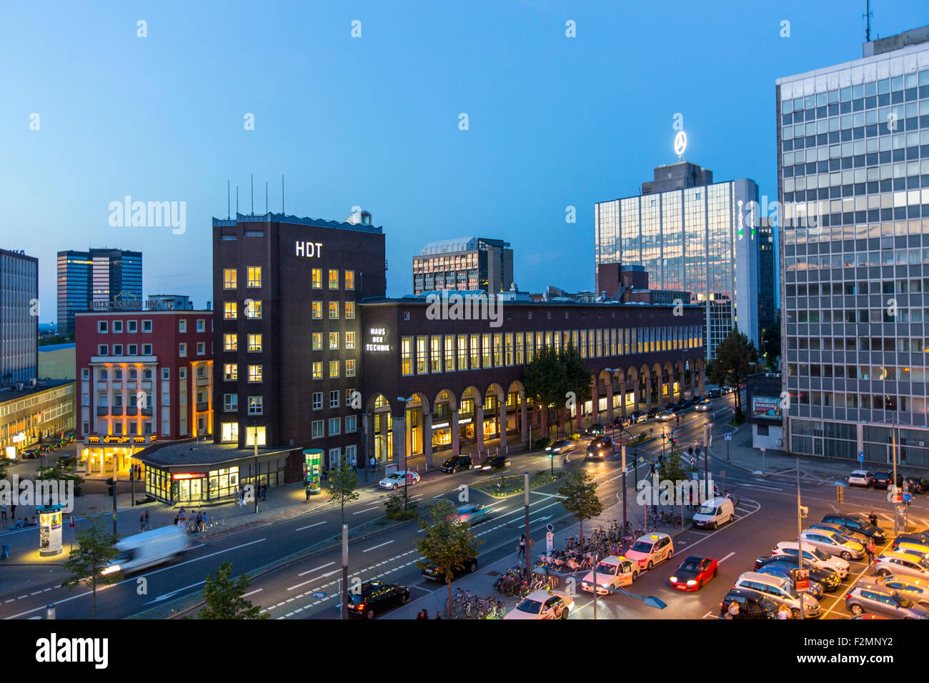 City center district hi-res stock photography and images - Alamy