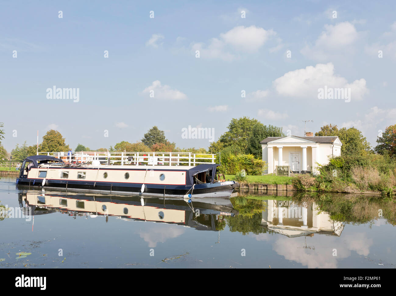 Gloucester and Sharpness Canal near Frampton on Severn, Gloucestershire ...