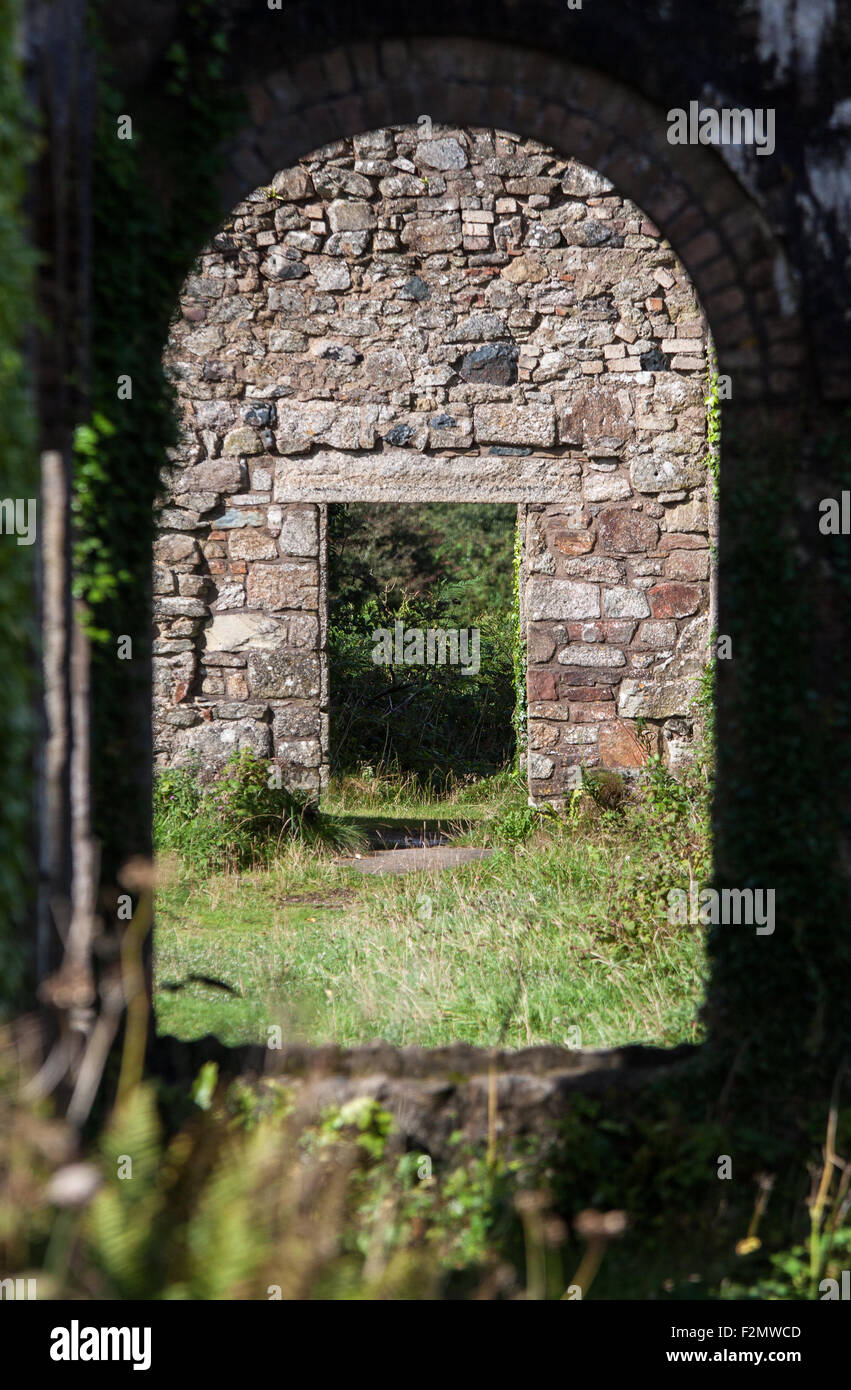 Arch and lintel hi-res stock photography and images - Alamy