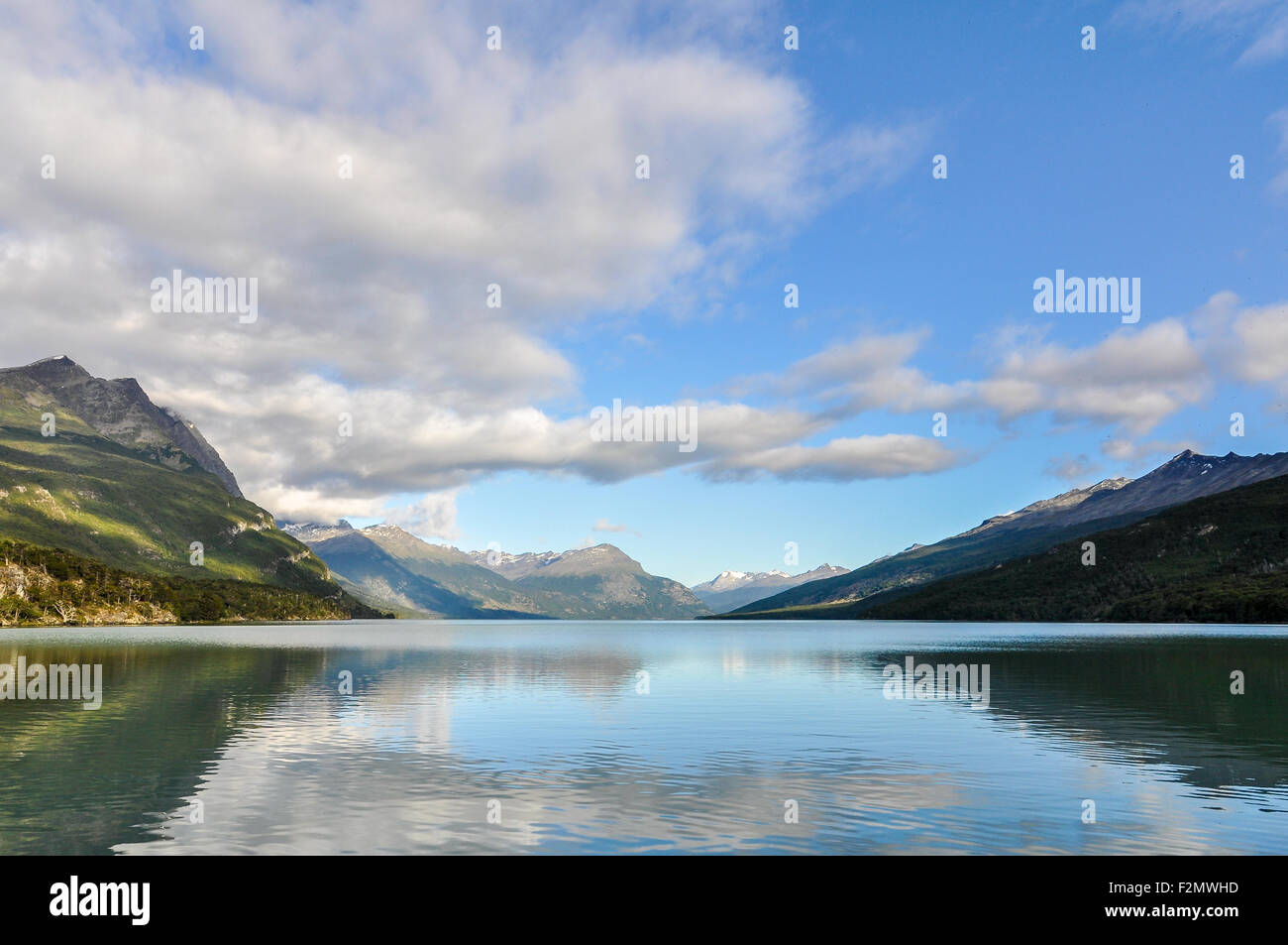 Roca tierra hi-res stock photography and images - Alamy