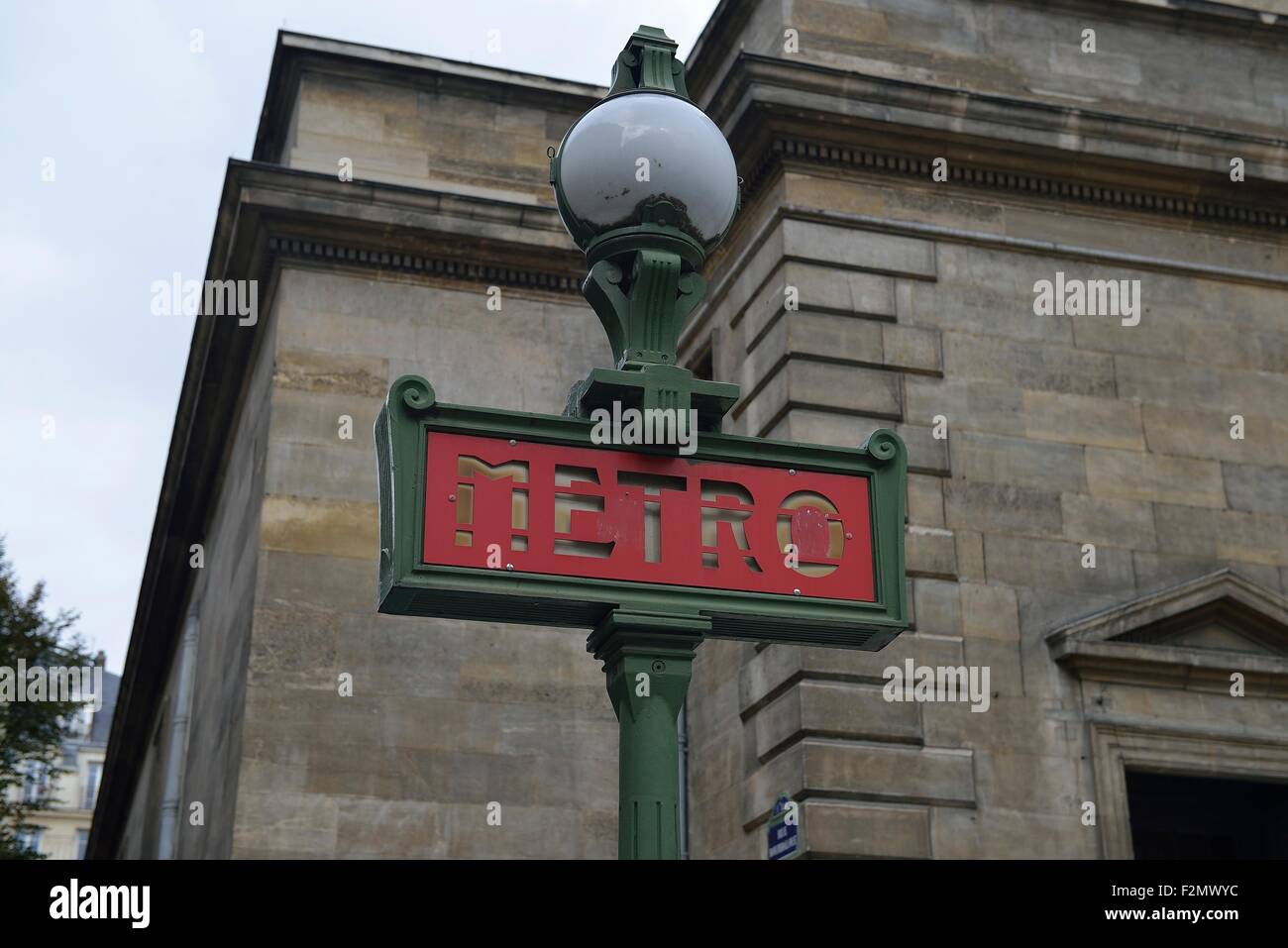 Metro sign in Paris, France,Red, Green Stock Photo - Alamy