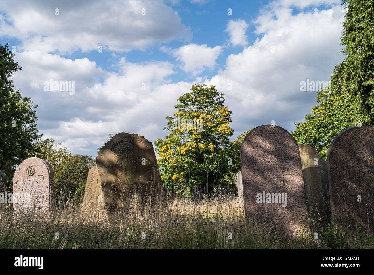 Tombstone gravestone epitaph cemetery hi-res stock photography and ...