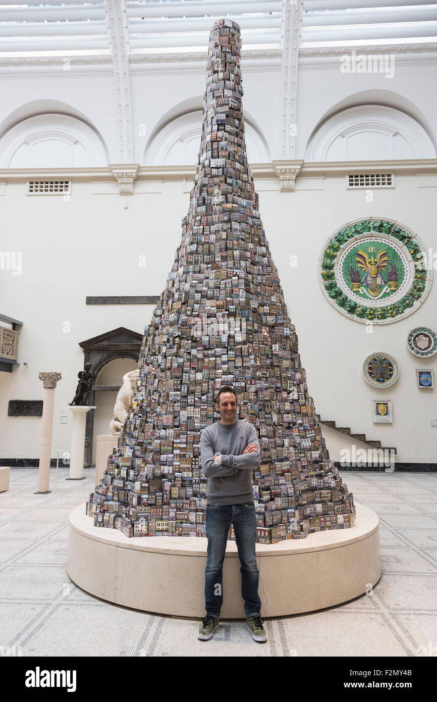 London, UK. 8 September 2015. Pictured: artist Barnaby Barford. Barnaby ...