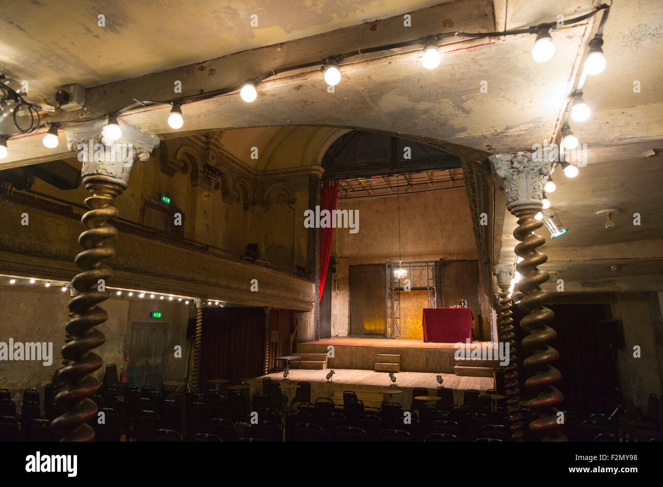 Wiltons music hall hi-res stock photography and images - Alamy