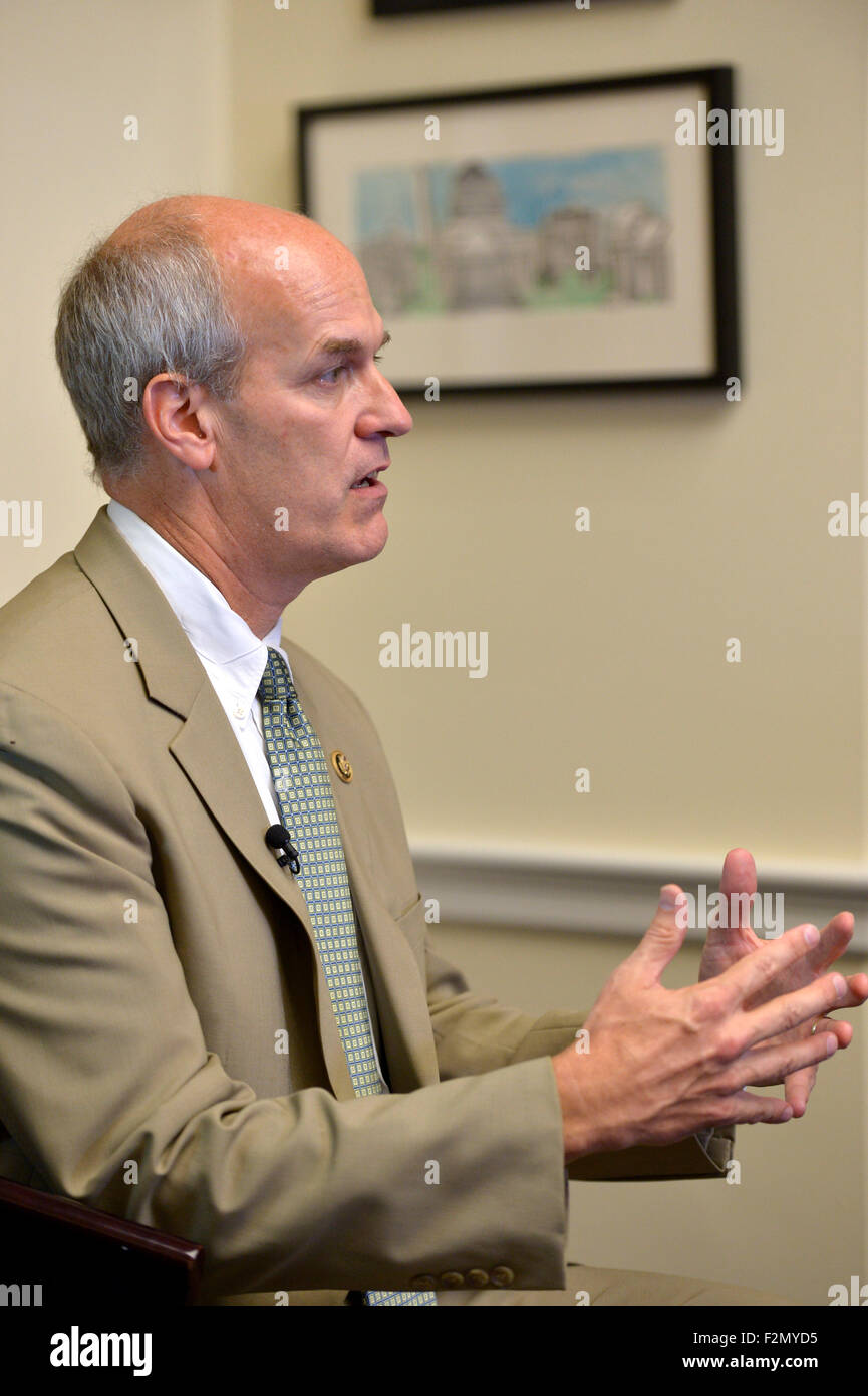 Interview with congressman hi-res stock photography and images - Alamy