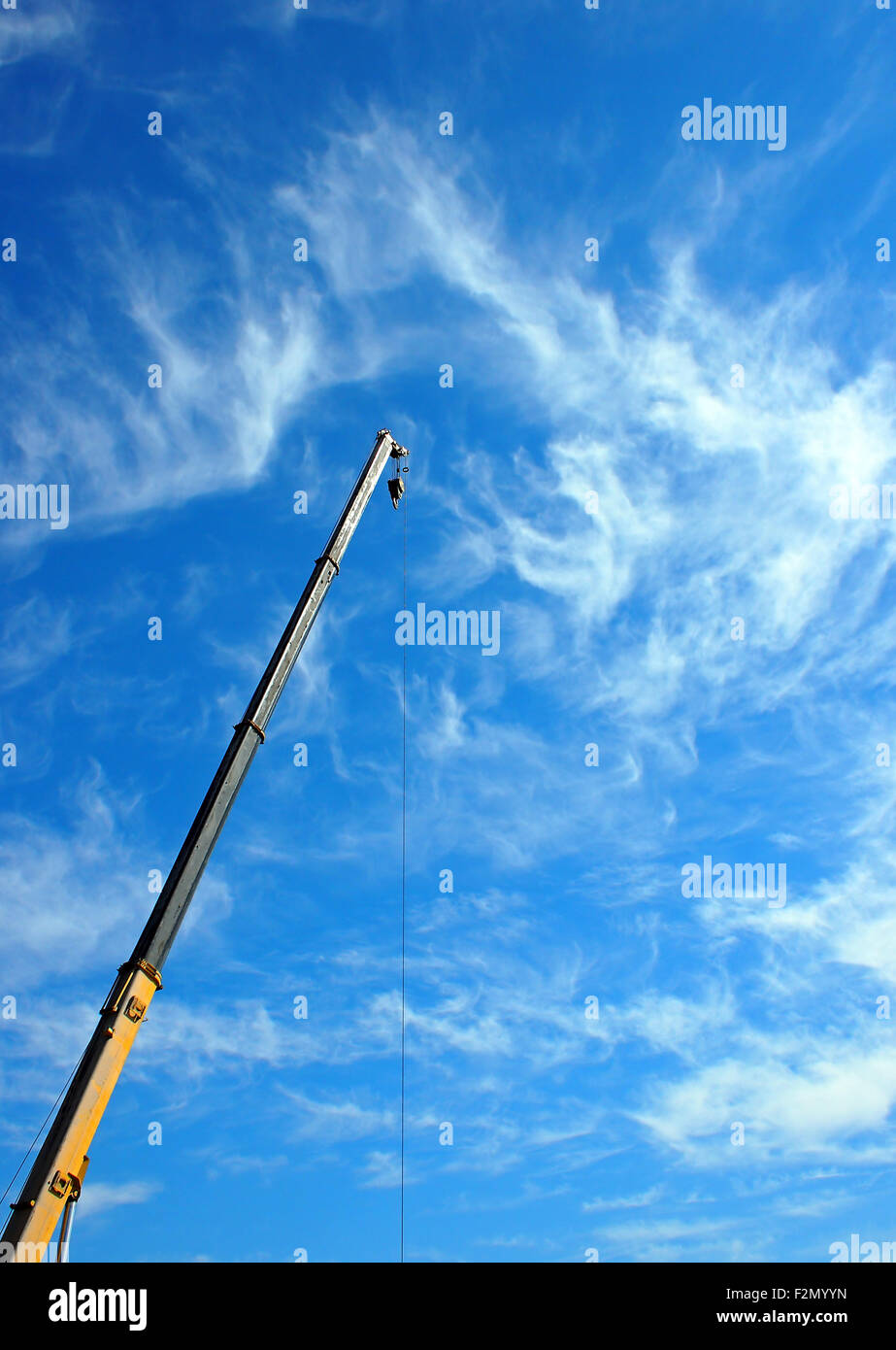Diagonal lift hi-res stock photography and images - Alamy