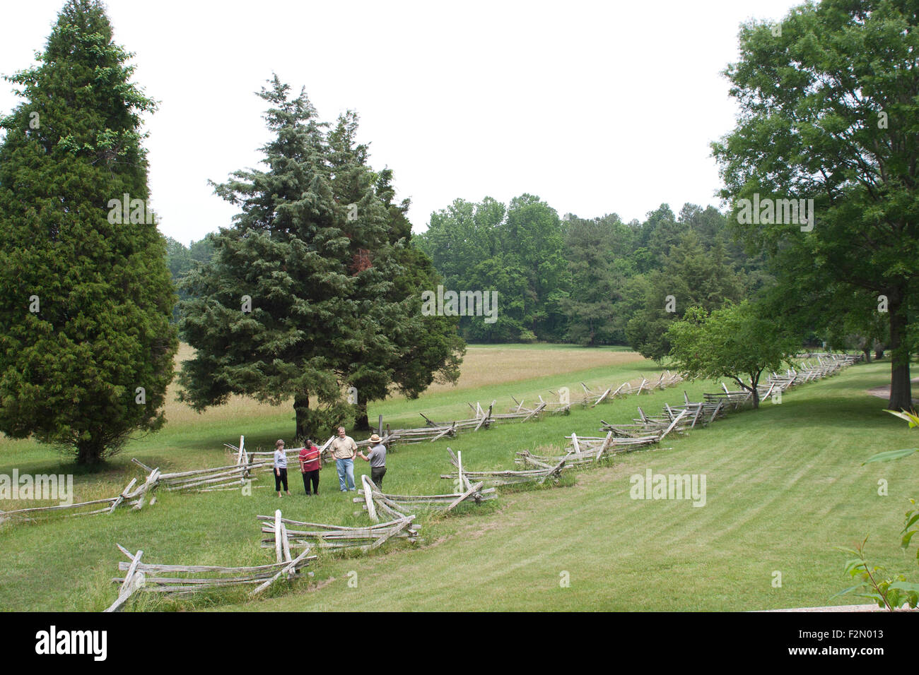 A National Park Ranger educates visitors at Yorktown Battlefield ...