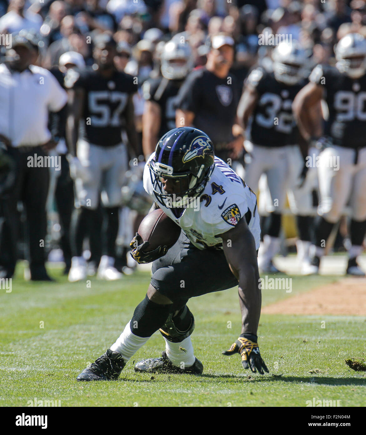 Oakland USA CA. 20th Sep, 2015. Baltimore RB # 34 Lorenzo Taliaferro ...