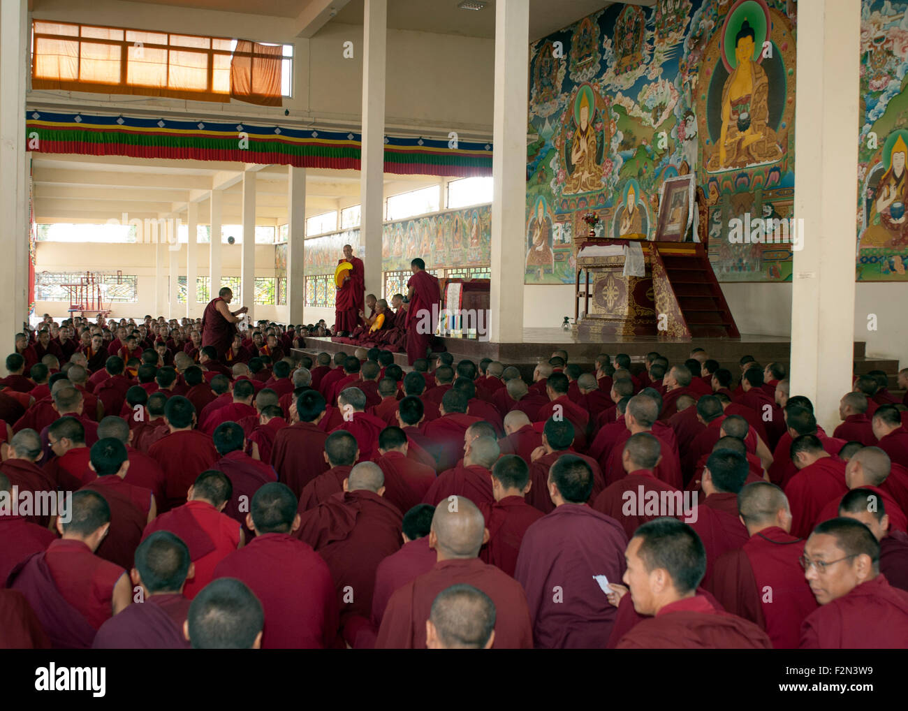 Debate hall sera jey monastic hi-res stock photography and images - Alamy