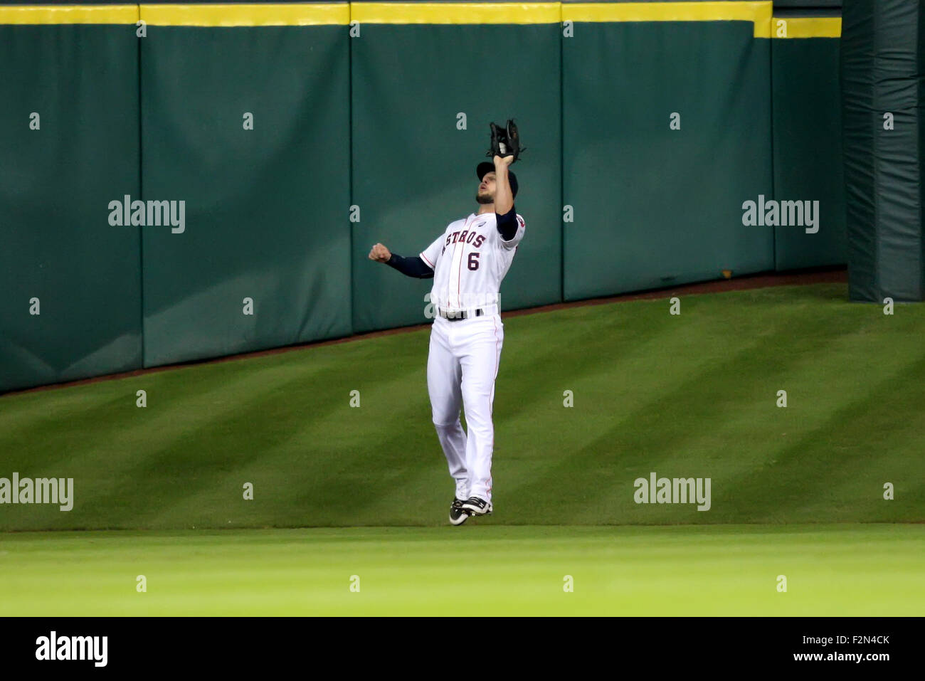 Houston, TX, USA. 21st Sep, 2015. Houston Astros center fielder Jake ...