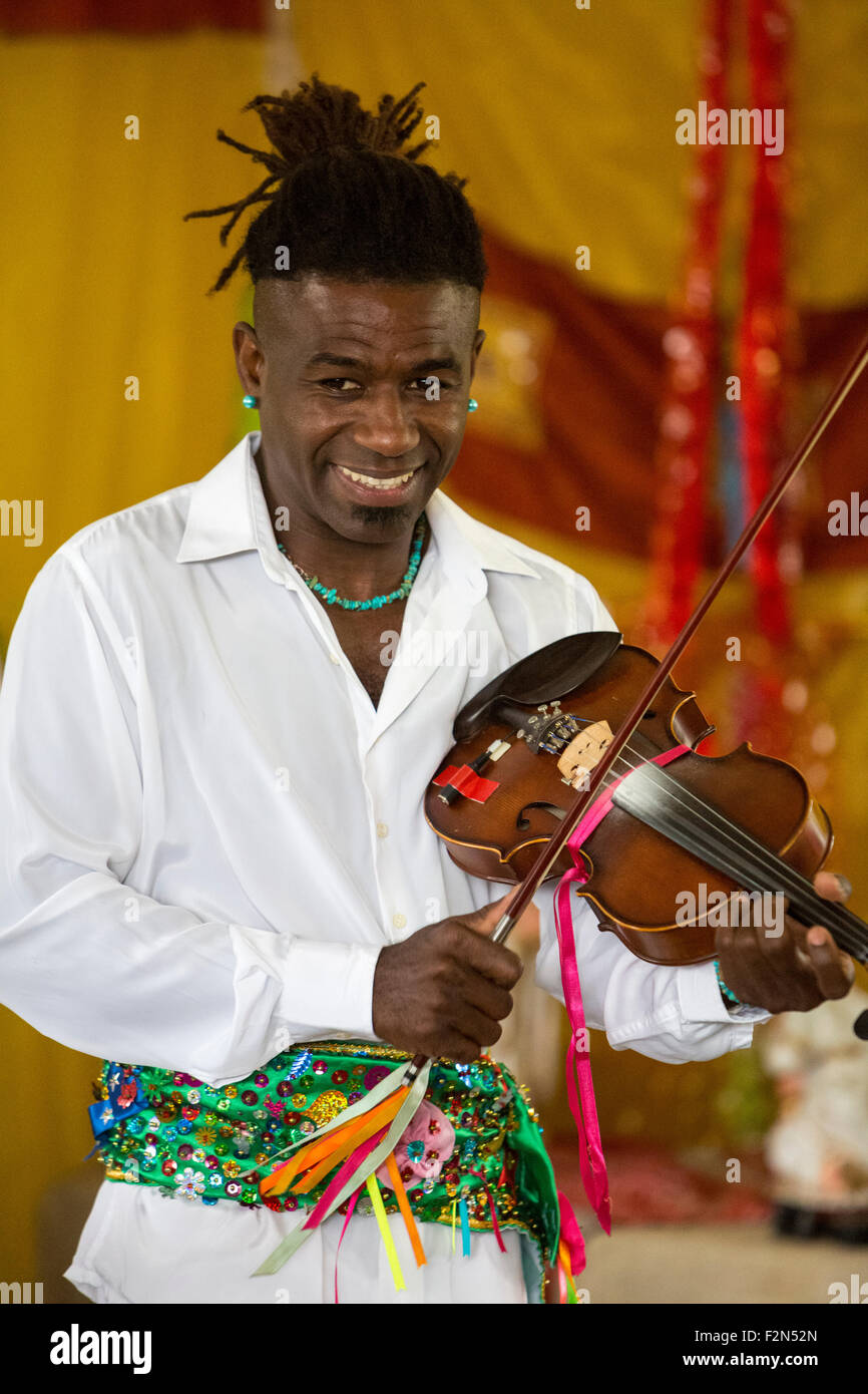 Afro tradition hi-res stock photography and images - Alamy