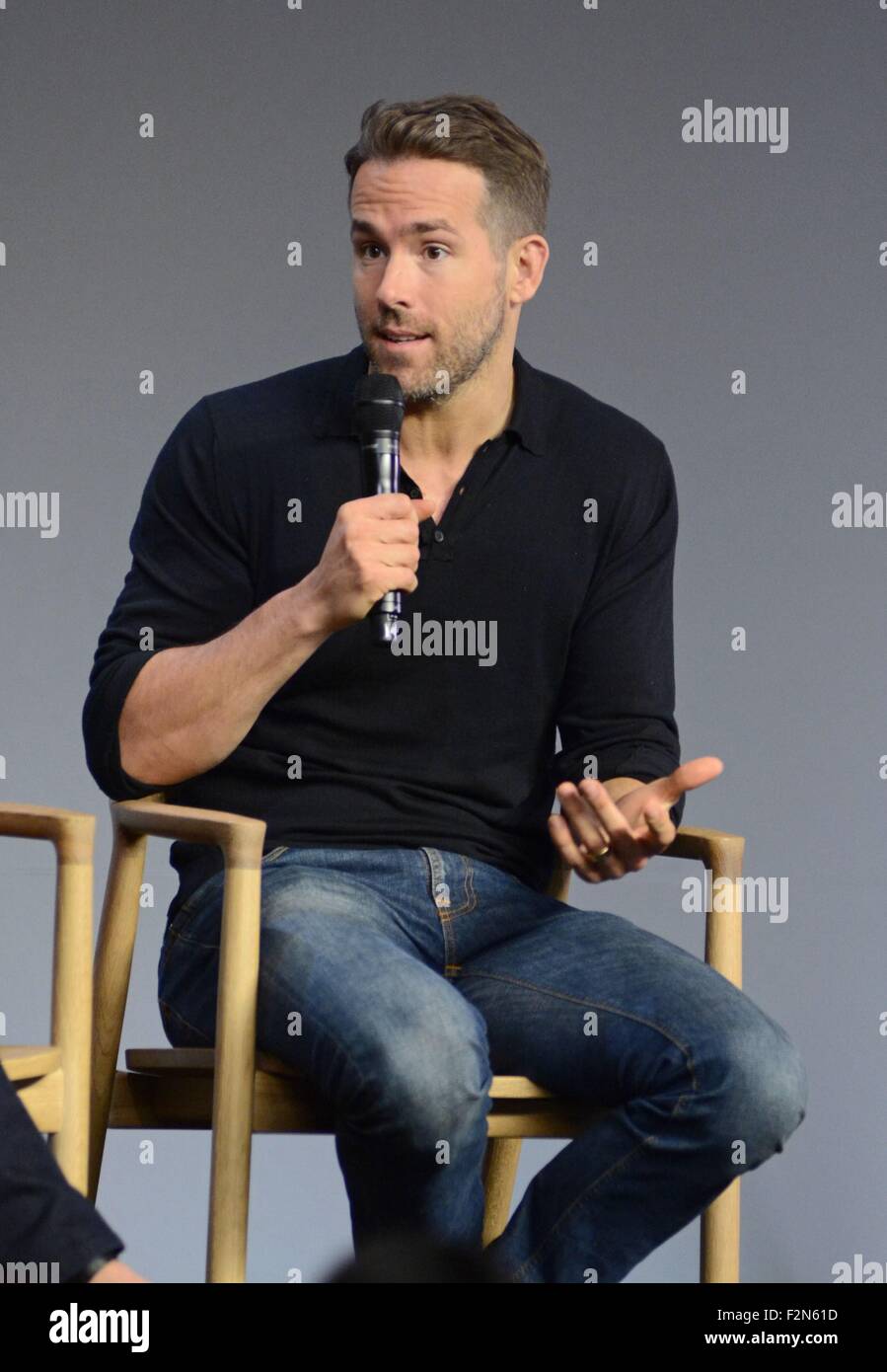 New York, NY, USA. 21st Sep, 2015. Ryan Reynolds at in-store appearance ...