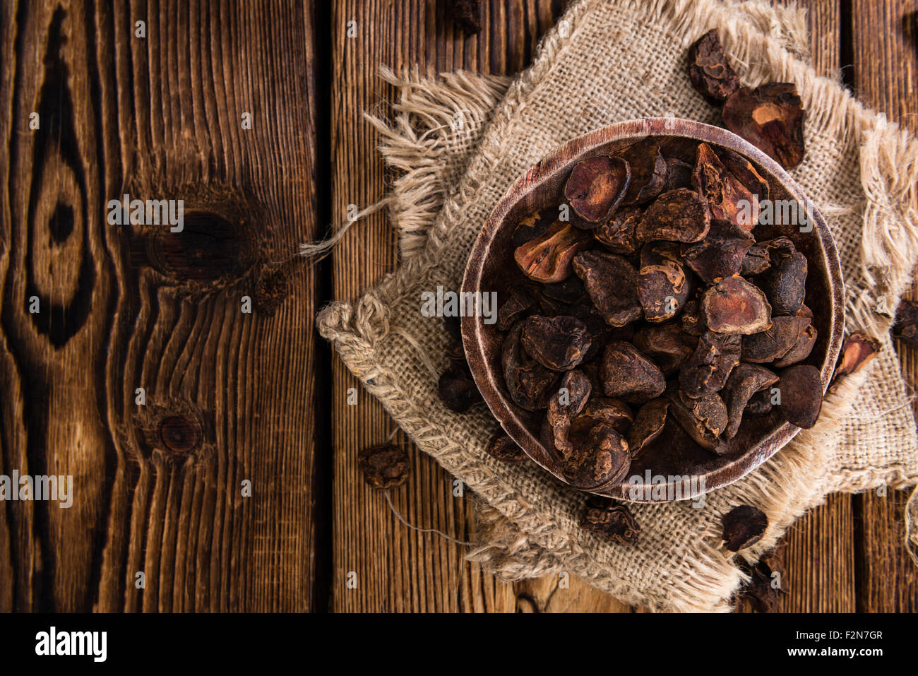 Kola nuts hi-res stock photography and images - Alamy