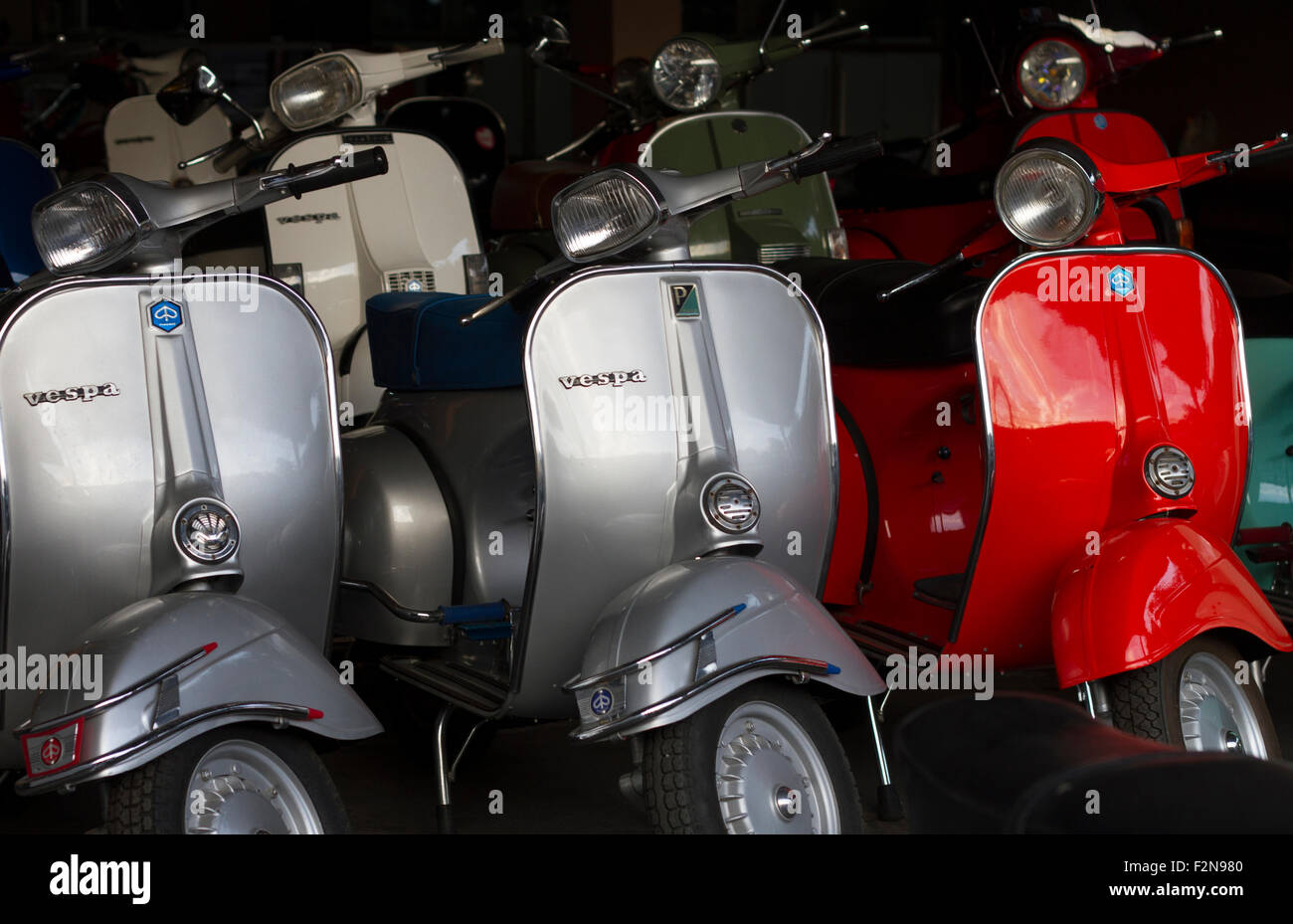 Red mopeds hi-res stock photography and images - Alamy