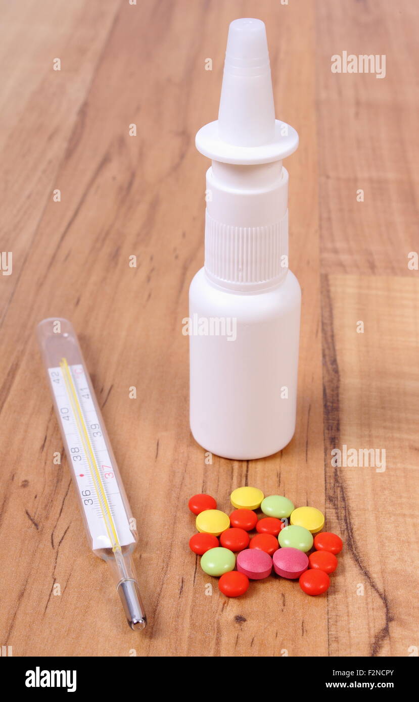 Nose drops hi-res stock photography and images - Alamy