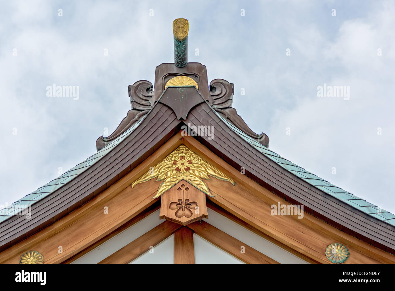 Roof detail on a Japanese temple Stock Photo - Alamy