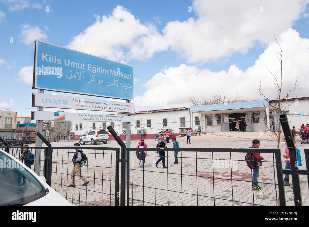 TURKEY, KILIS: A Unicef school caters for more than 1000 Syrian refugee ...