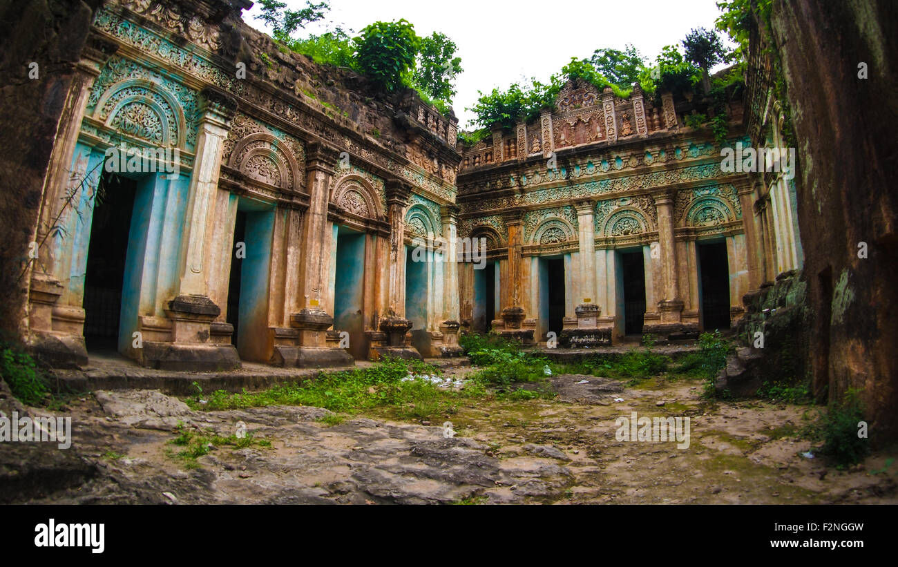 Pho win taung cave hi-res stock photography and images - Alamy