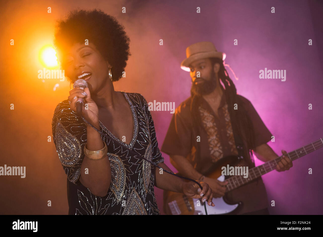 Female performing on concert stage hi-res stock photography and images - Alamy