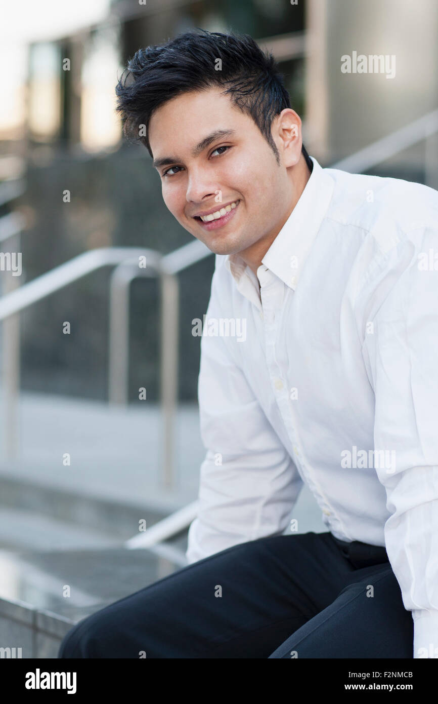 Businessman smiling portrait outdoor hi-res stock photography and ...