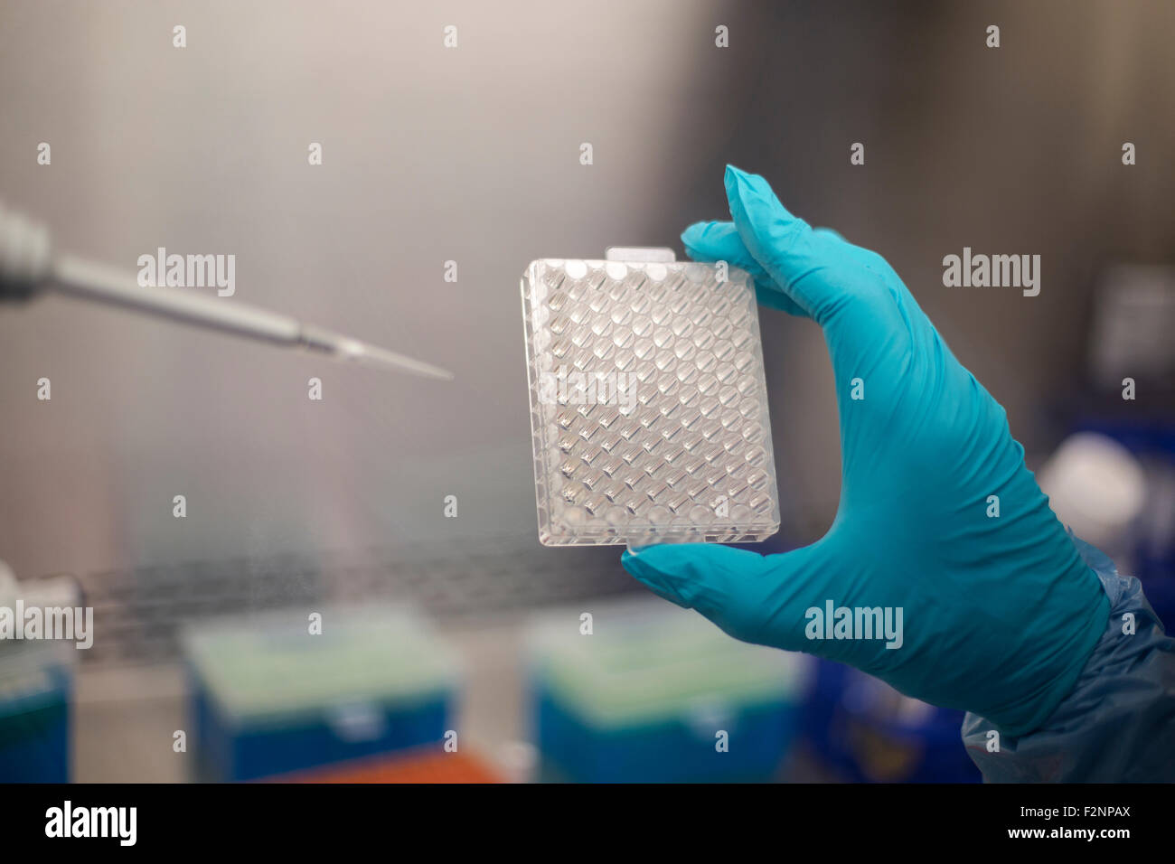 Lab container hi-res stock photography and images - Alamy