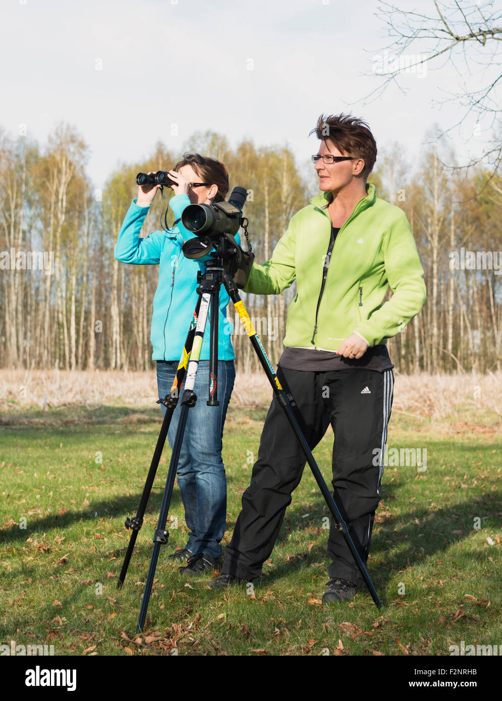 Bird watchers hi-res stock photography and images - Alamy