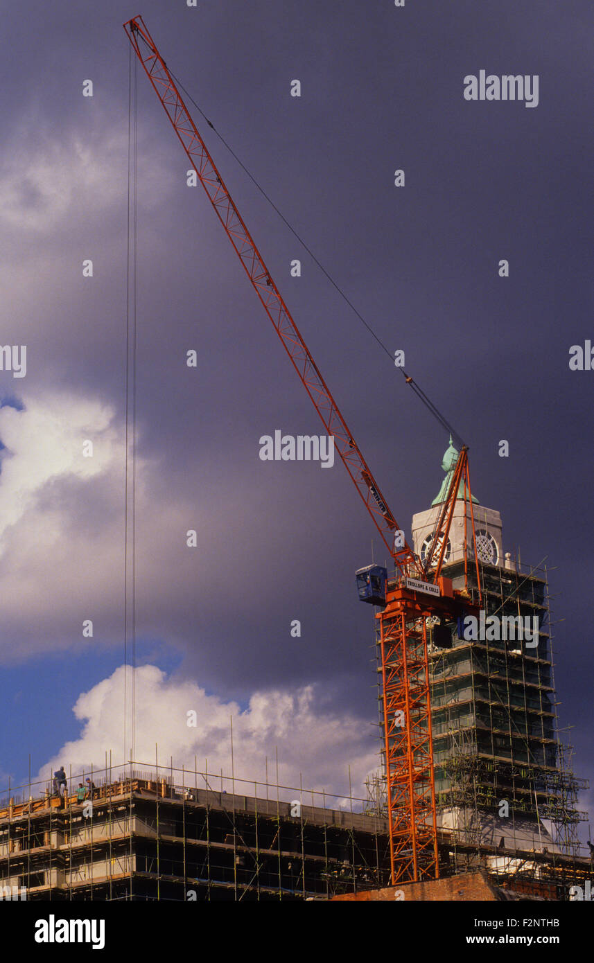 Cranes working on the London skyline Stock Photo - Alamy
