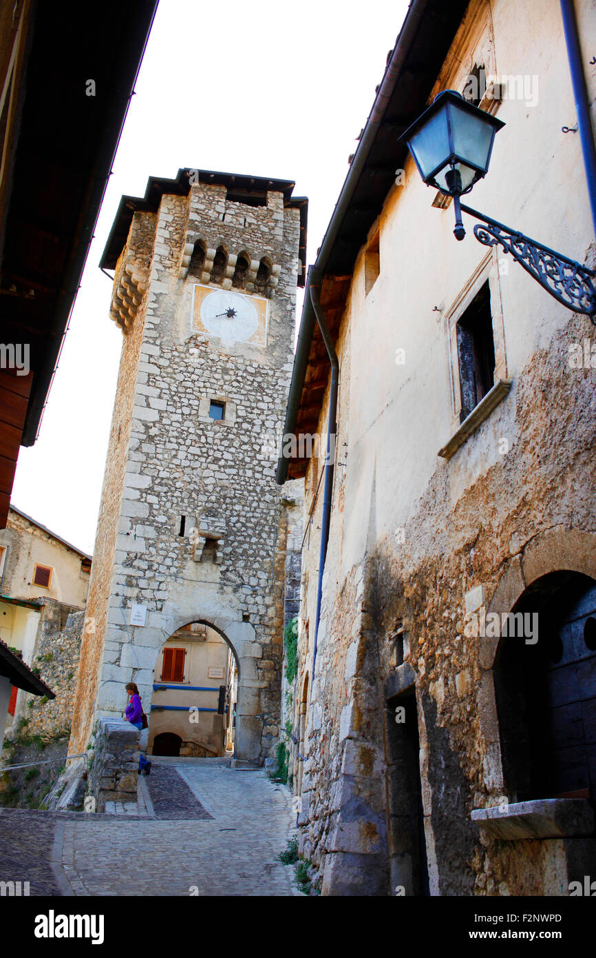 Fontecchio hi-res stock photography and images - Alamy