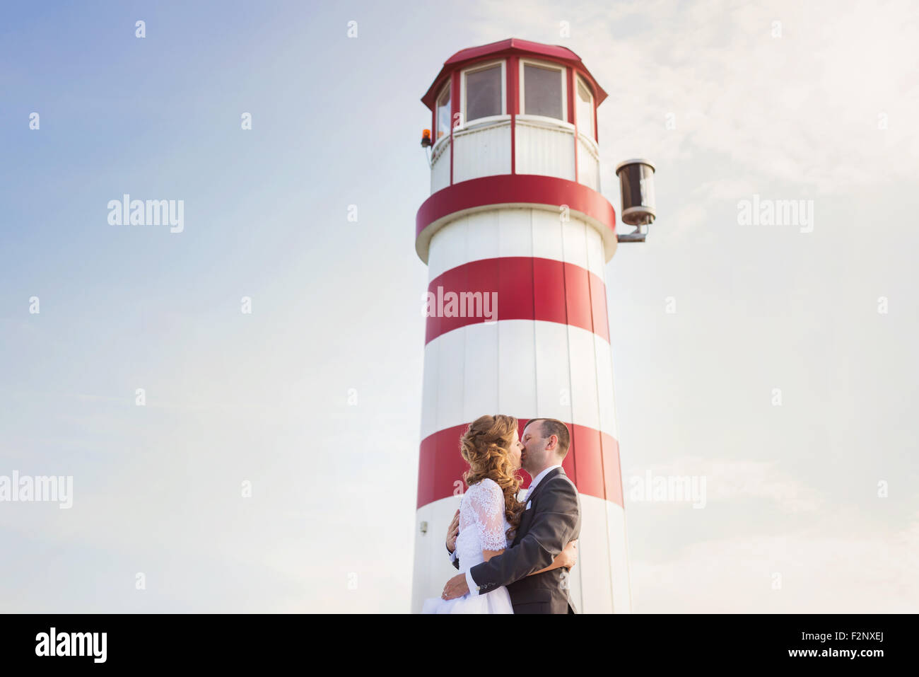Lighthouse wedding hi-res stock photography and images - Alamy