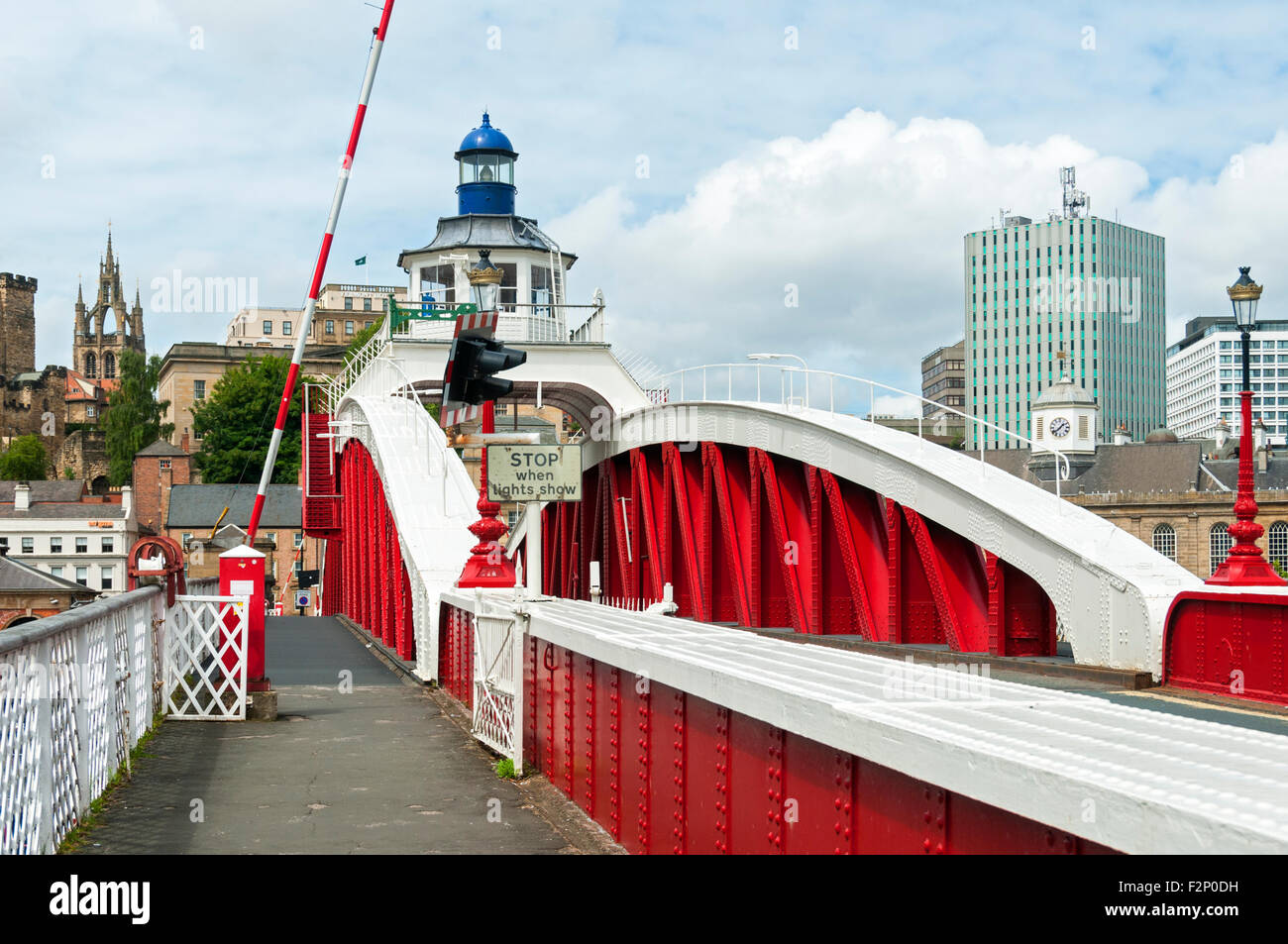 The swing bridge river tyne hi-res stock photography and images - Alamy