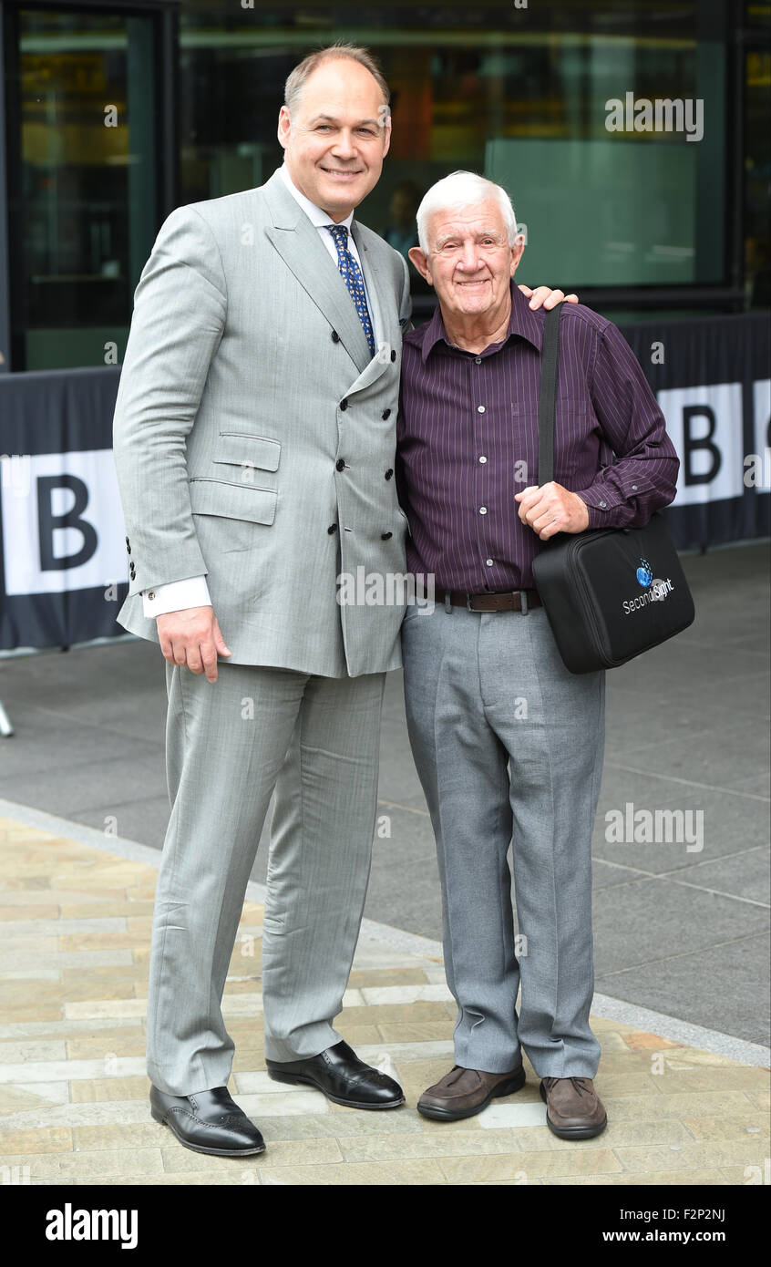 Ray Flynn the worlds fist bionic eye and his surgeon at BBC Breakfast ...