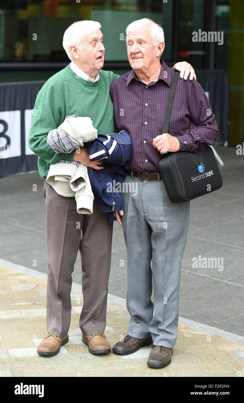 Ray Flynn the worlds fist bionic eye and his surgeon at BBC Breakfast ...