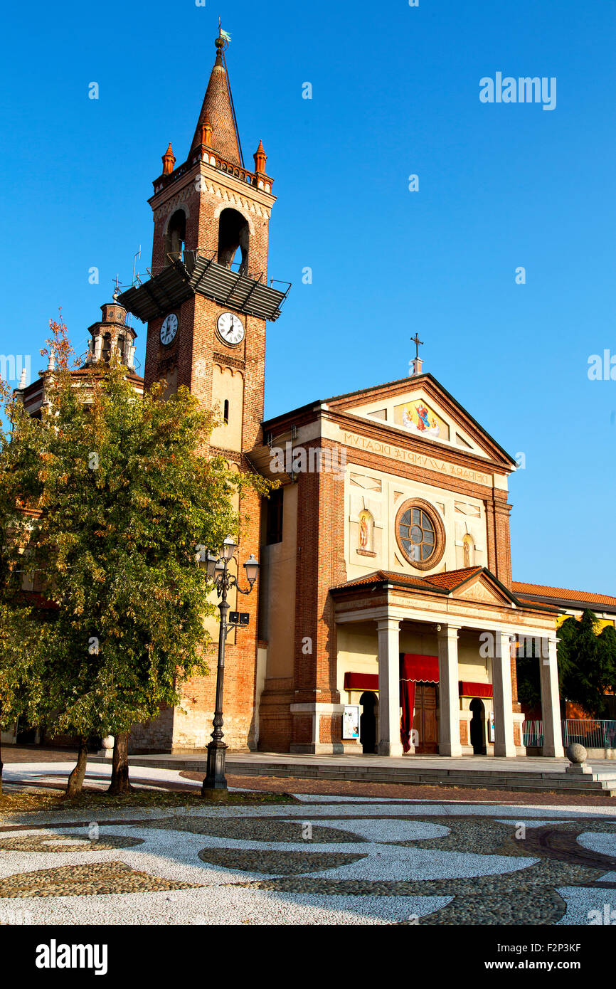 in the parabiago old church closed brick tower sidewalk italy lombardy ...