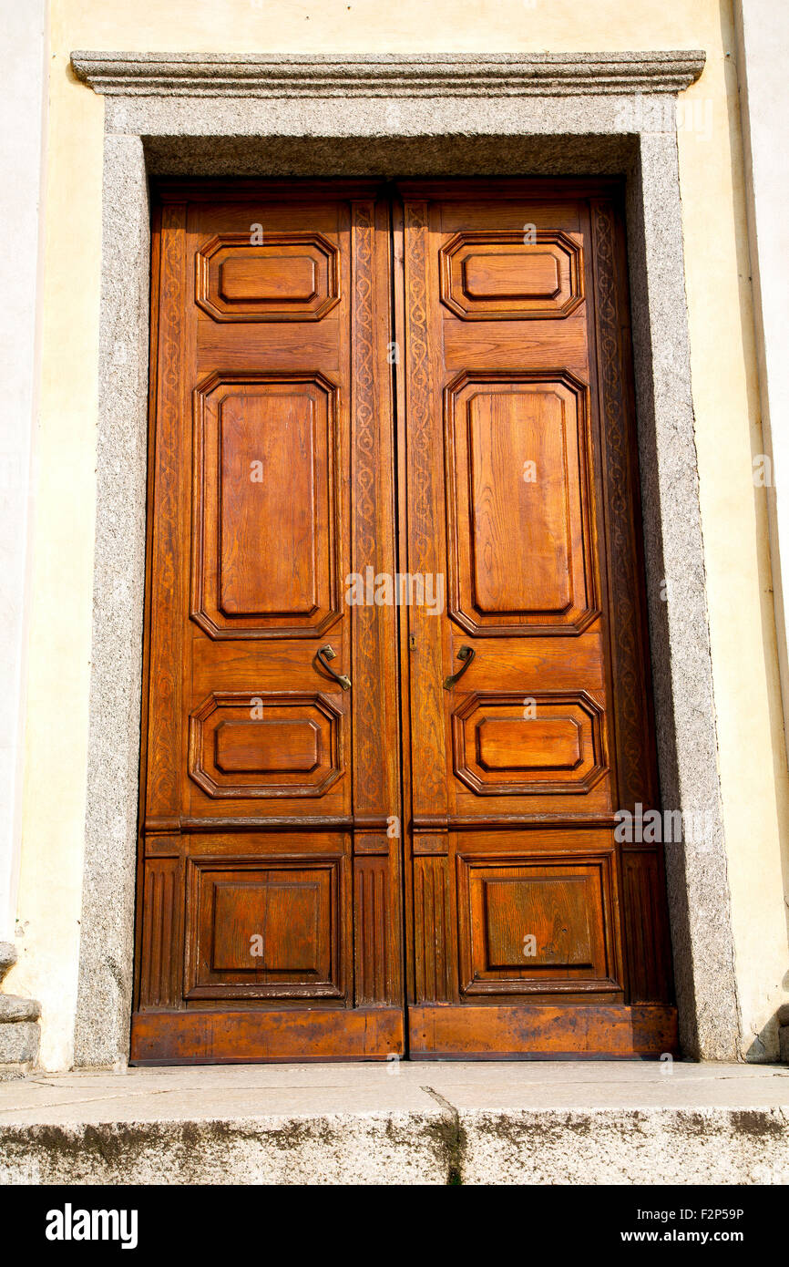 door italy lombardy in the milano old church closed brick pavement ...