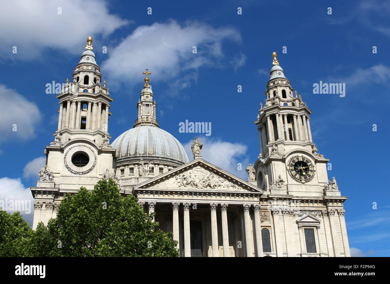 London building dome tower hi-res stock photography and images - Alamy