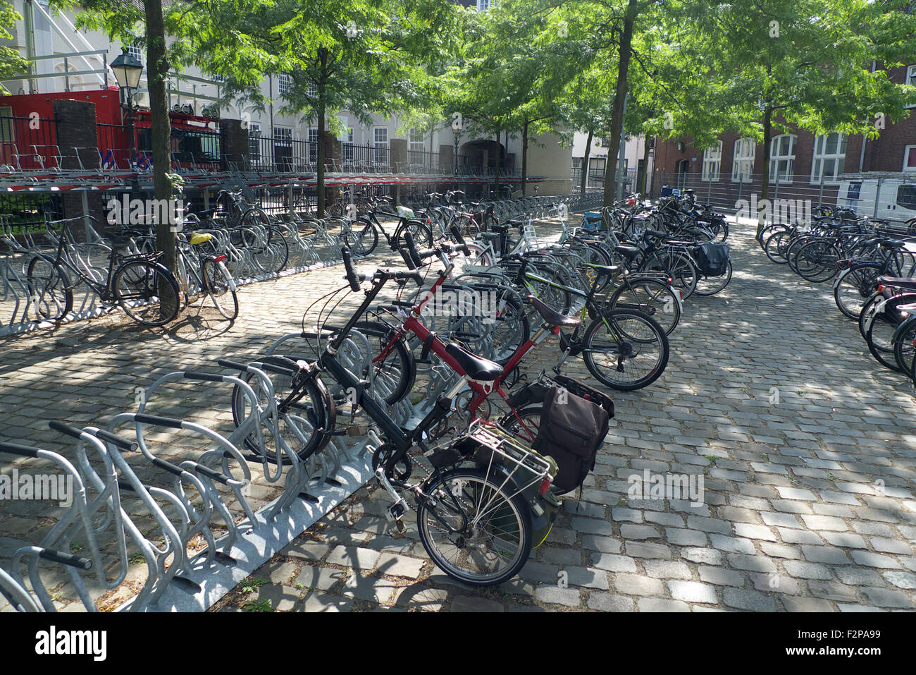 Secure cycle bicycle parking park racks hi-res stock photography and ...