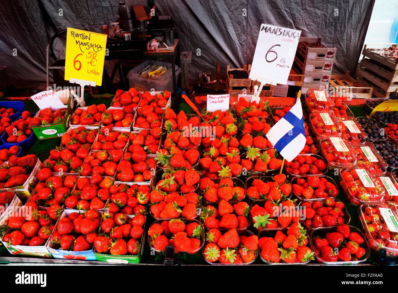 Market stall fruit hi-res stock photography and images - Alamy