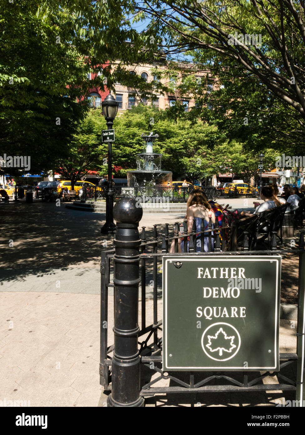 Father demo park greenwich village hi-res stock photography and images ...