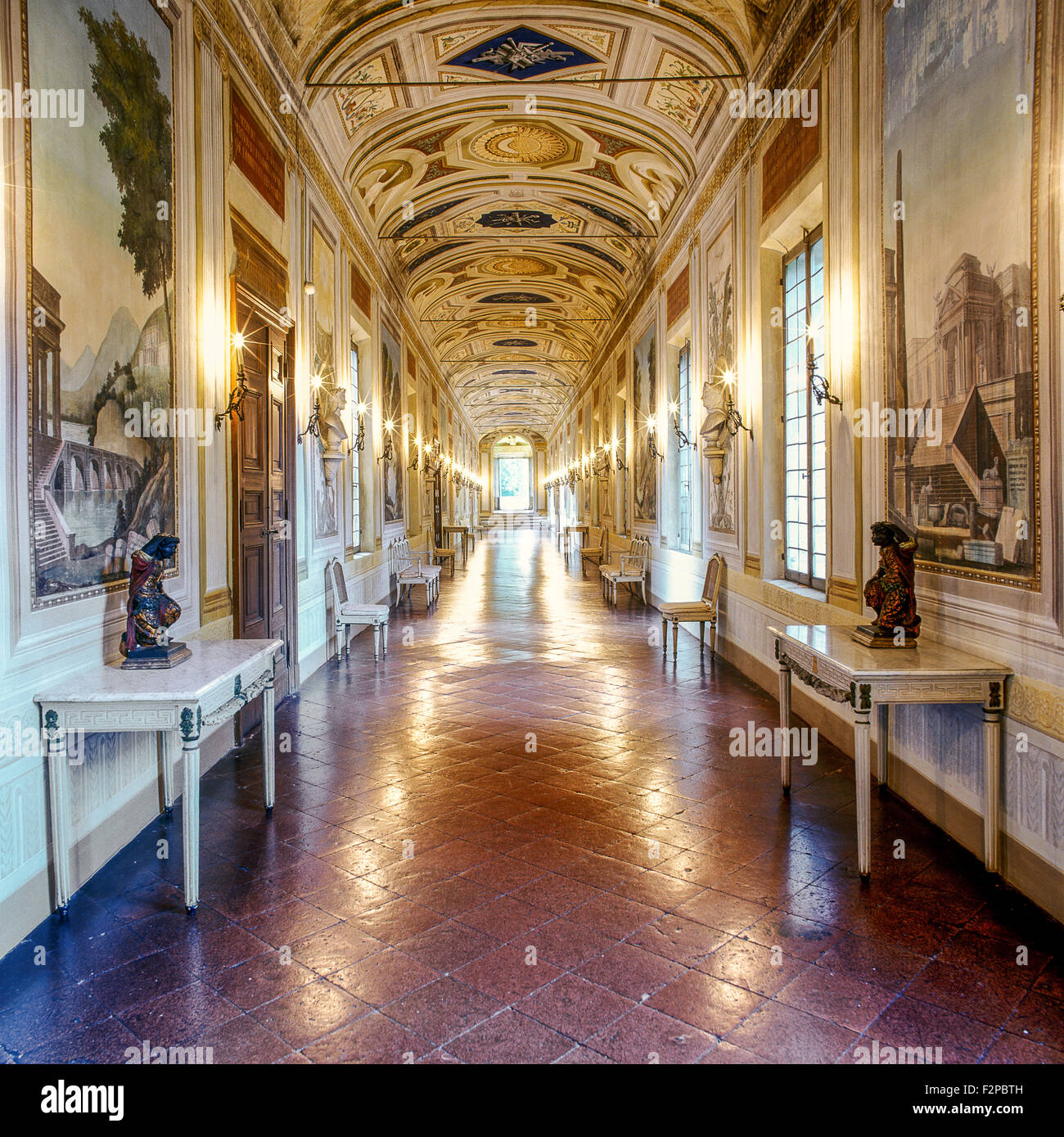 Soragna castle hi-res stock photography and images - Alamy