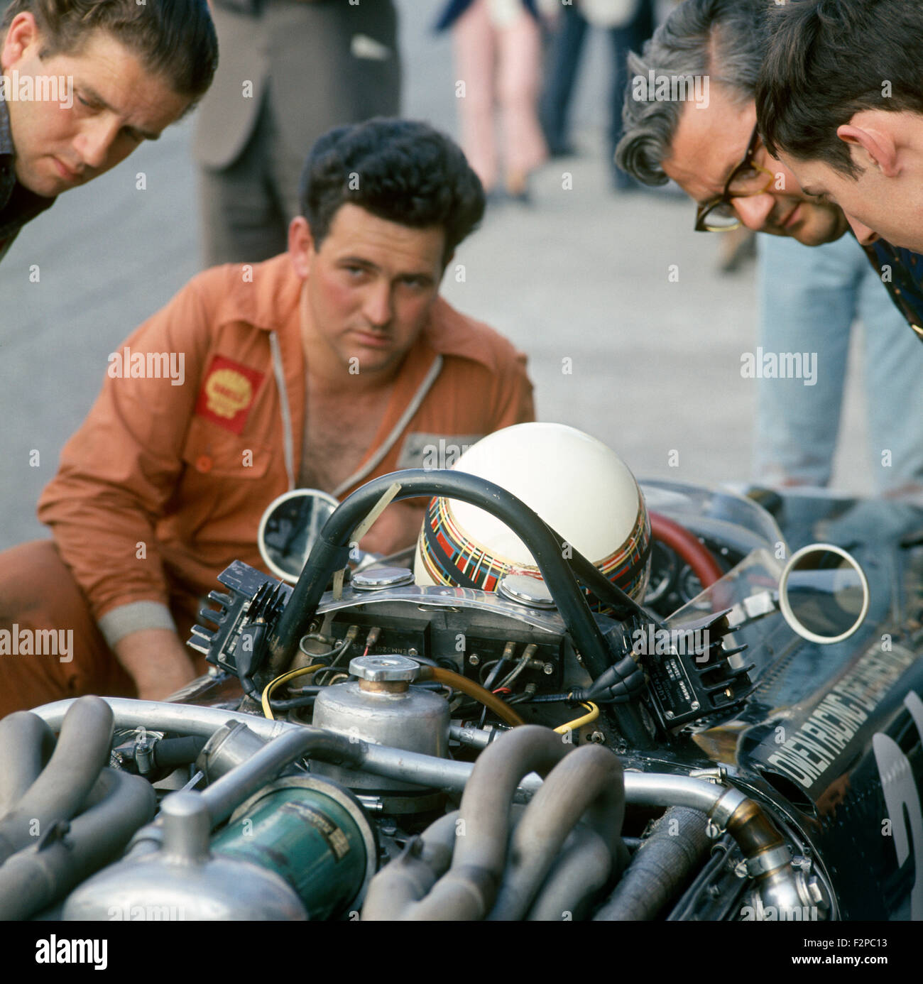 Jackie Stewart and BRM mechanics 1960s Stock Photo - Alamy