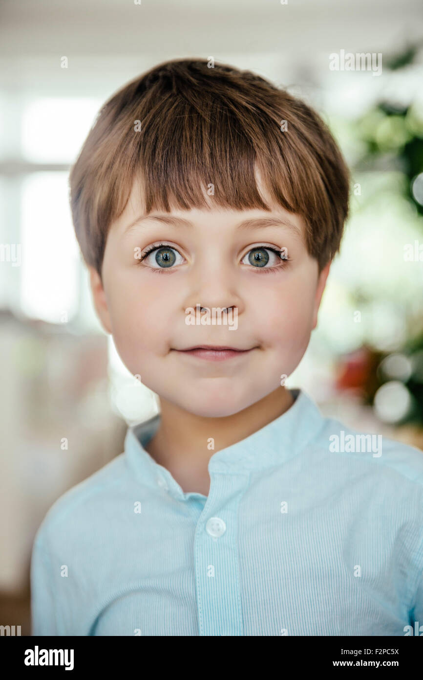 Portrait of little boy Stock Photo - Alamy