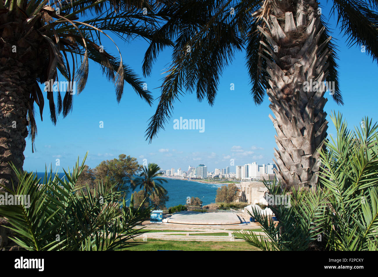 Muslims on the beach hi-res stock photography and images - Alamy