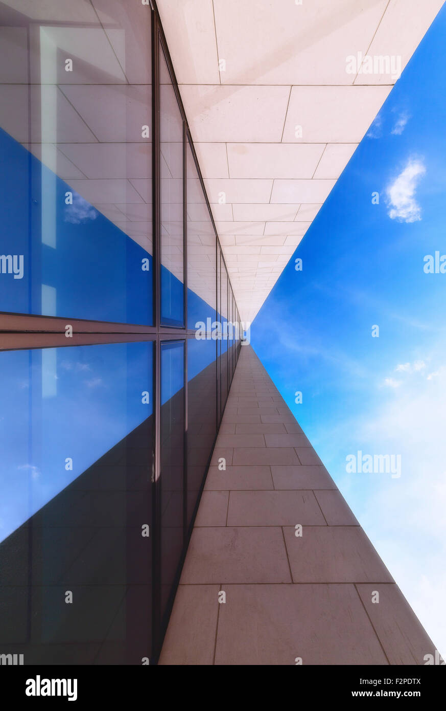 Opera tower hi-res stock photography and images - Alamy