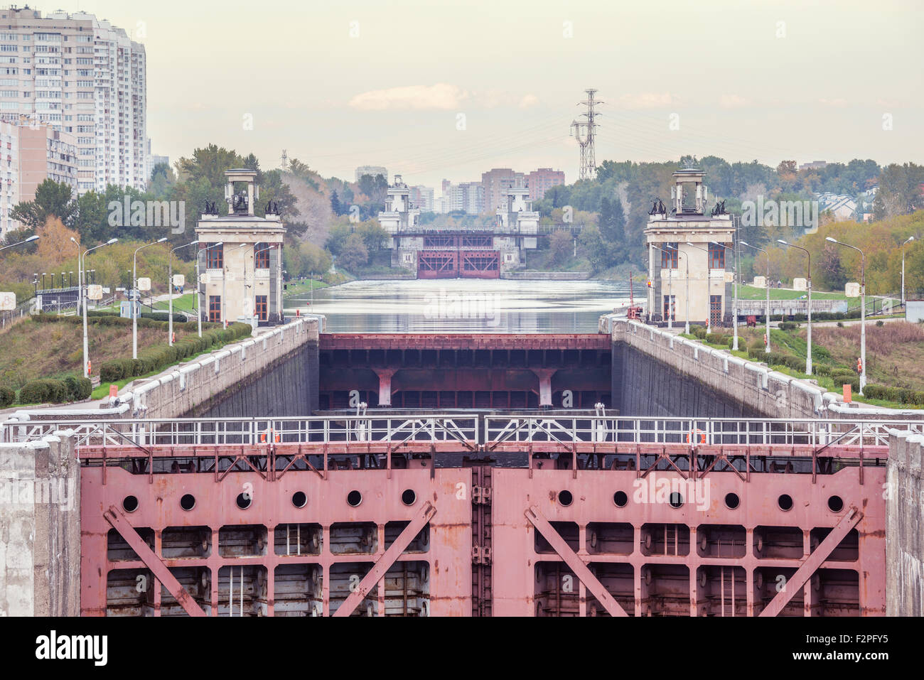 River lock on moscow canal hi-res stock photography and images - Alamy